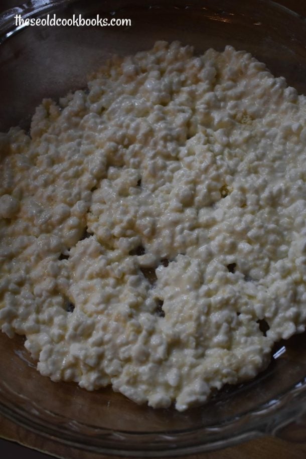 Impossible Chicken Parmesan Pie - These Old Cookbooks