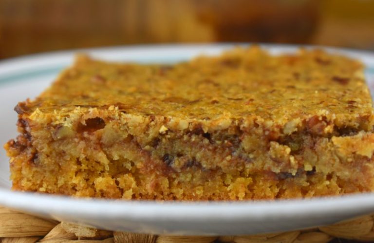 Caramel Pecan Bars with Yellow Cake Mix Recipe - These Old Cookbooks