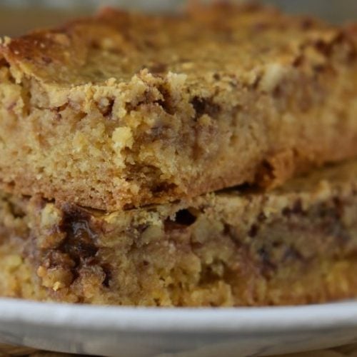 Caramel Pecan Bars with Yellow Cake Mix Recipe - These Old Cookbooks