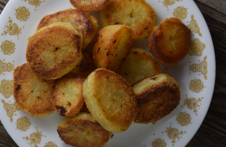British Roast Potatoes - These Old Cookbooks